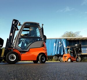 Your guide to safer, more efficient forklift loading